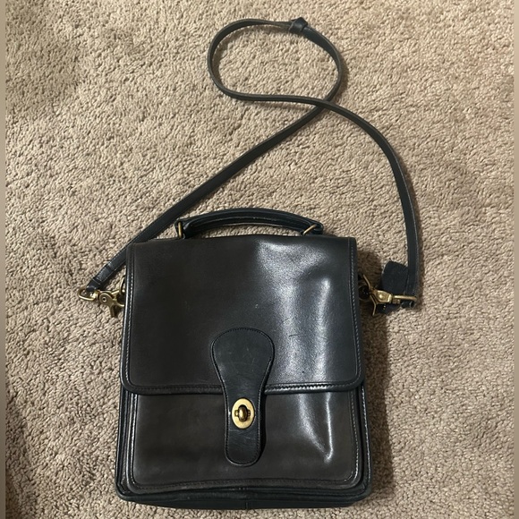 Bags | Coach Station Bag Black Leather | Poshmark